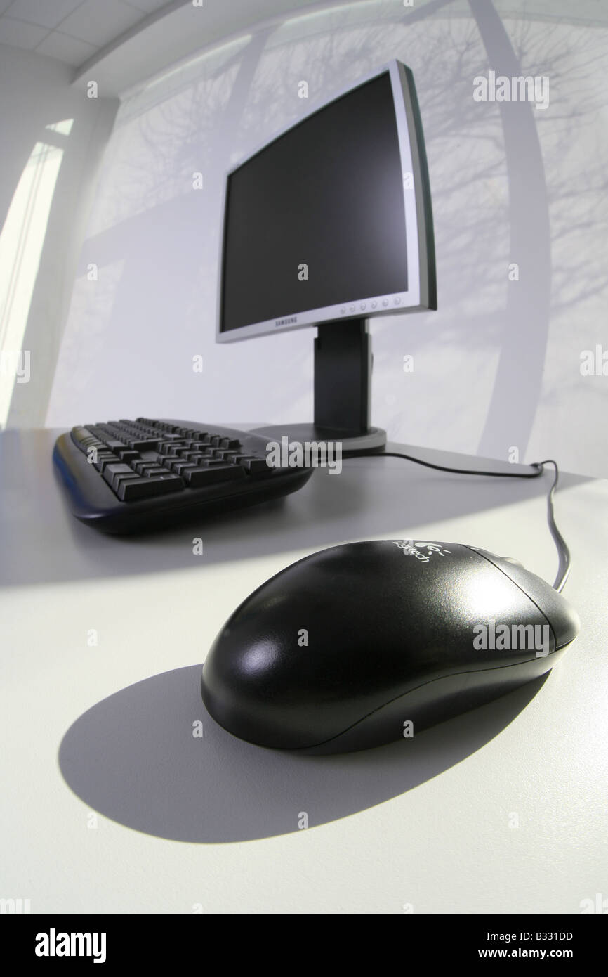 Computer user photo hi-res stock photography and images - Alamy
