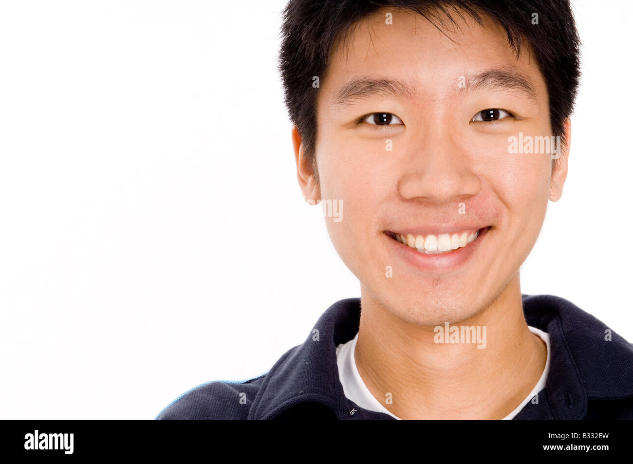 A chinese man in his twenties with a big smile Stock Photo - Alamy