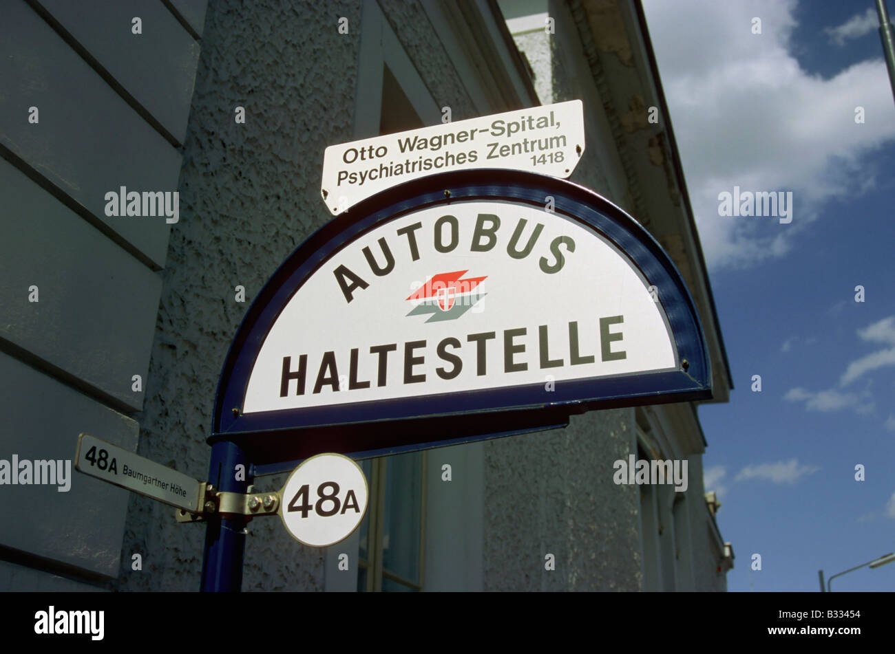 Healthcare bus buses hi-res stock photography and images - Alamy