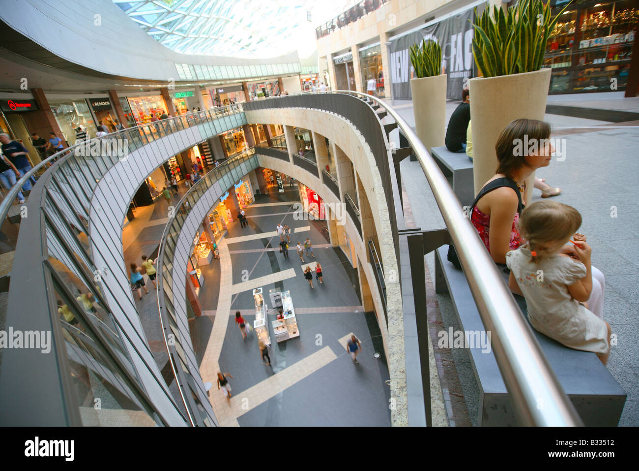 Golden terraces shopping mall interior hi-res stock photography and ...