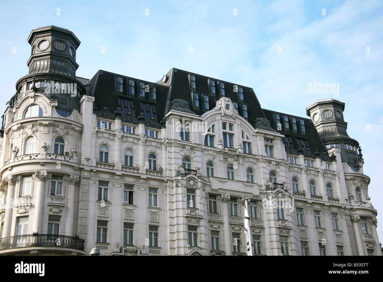 Vienna, town house at the Naschmarkt Stock Photo - Alamy