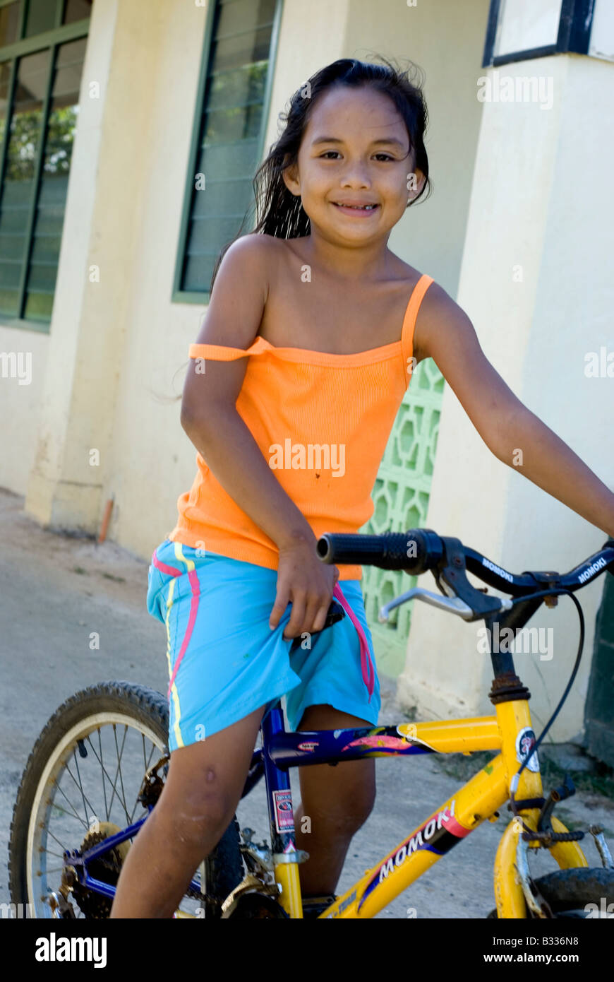 girl on Atiu Cook Islands Stock Photo - Alamy