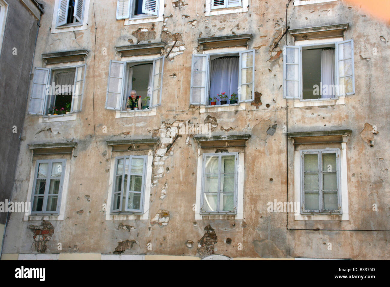 Old, derelict house Stock Photo - Alamy