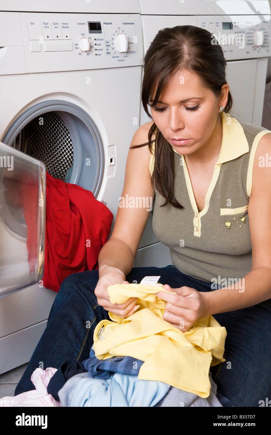 reading washing instruction Stock Photo - Alamy