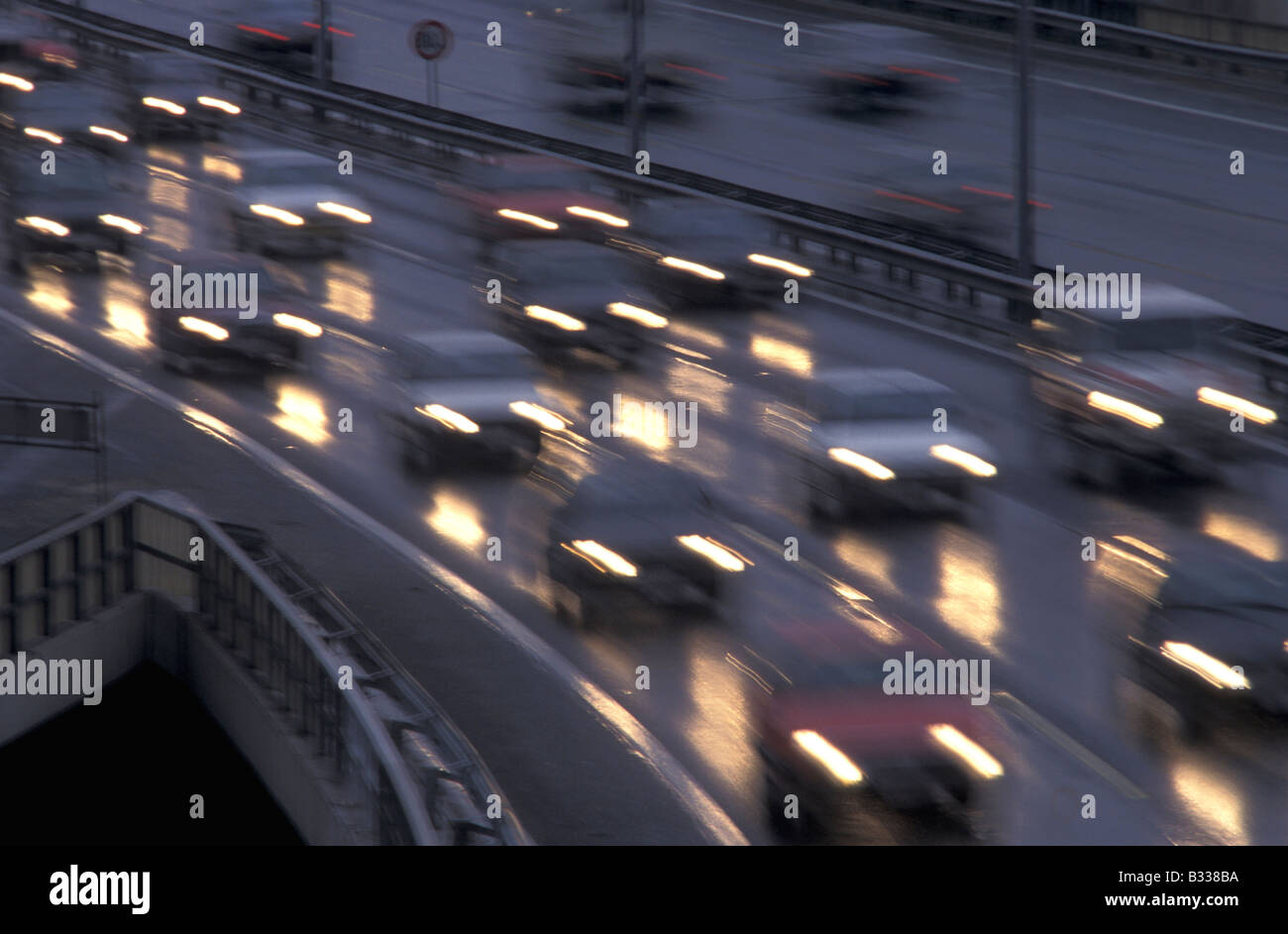 Southeast tangent Vienna evening traffic Stock Photo - Alamy