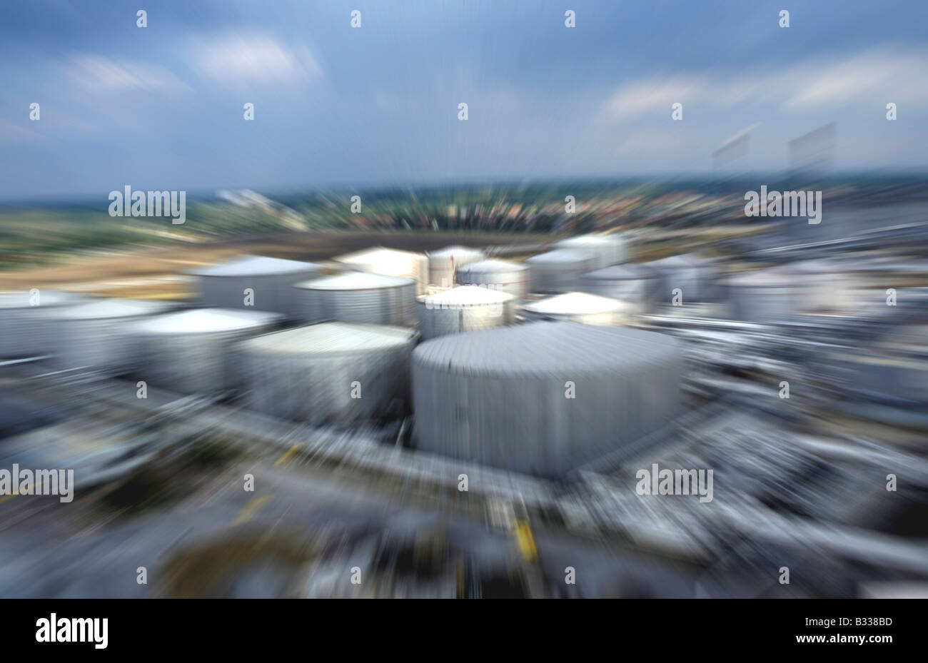 Schwechat refinery hi-res stock photography and images - Alamy
