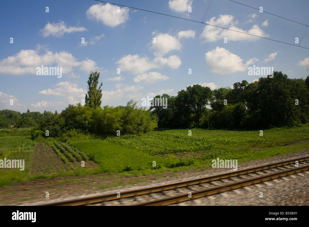 Train track side view hi-res stock photography and images - Alamy