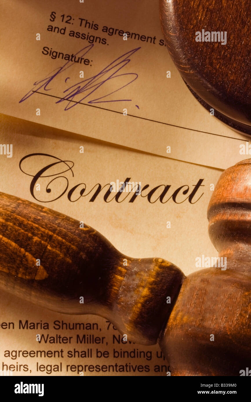 Vertrag hi-res stock photography and images - Alamy