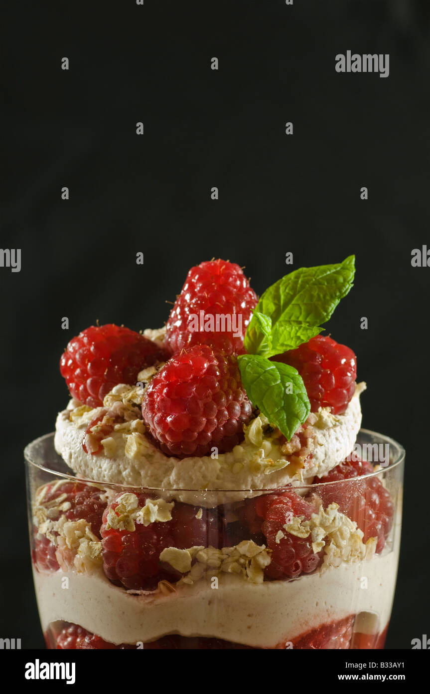 Raspberry cranachan hi-res stock photography and images - Alamy
