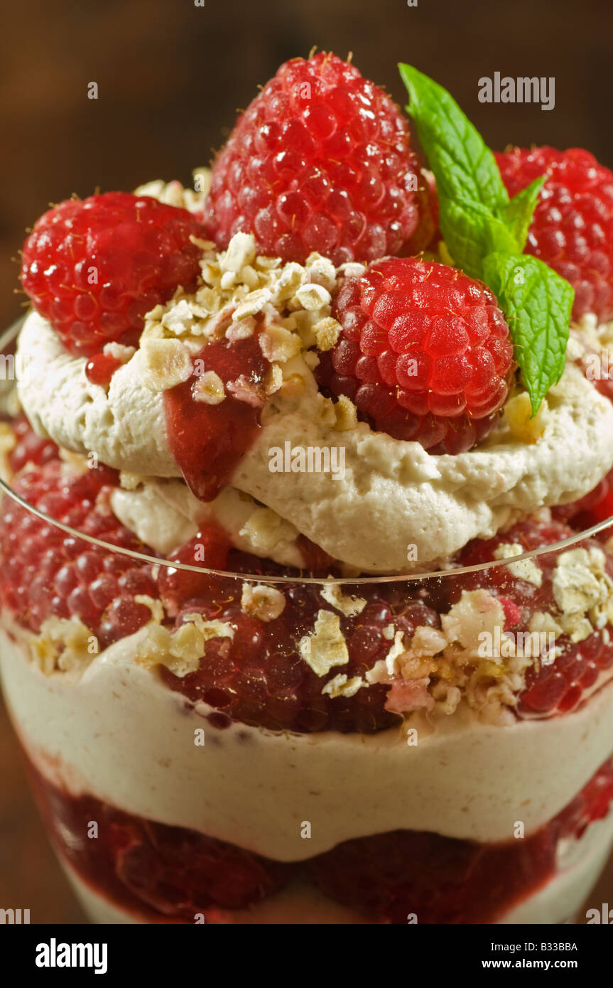 Raspberry Cranachan High Resolution Stock Photography and Images - Alamy