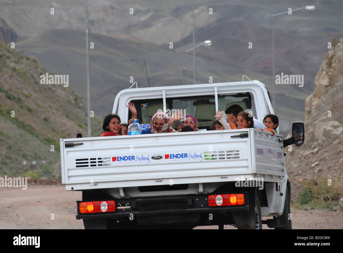 Flat back lorry hi-res stock photography and images - Alamy