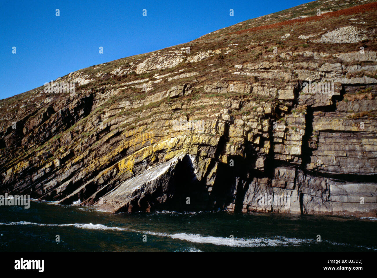 The Ross formation is a cliff of exposed layers of sediment Stock Photo ...