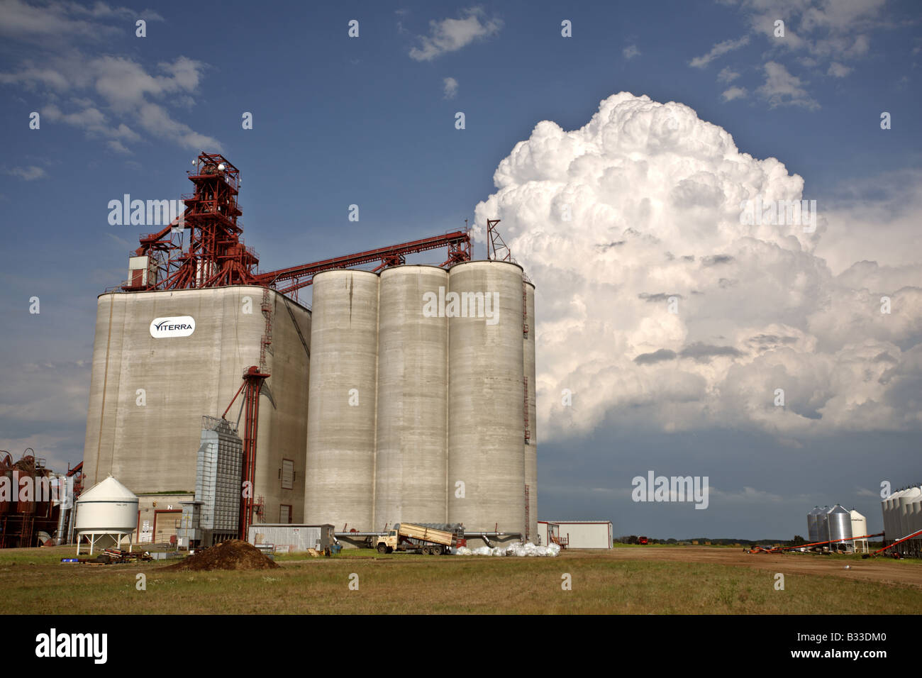Storm over grain elevator hi-res stock photography and images - Alamy