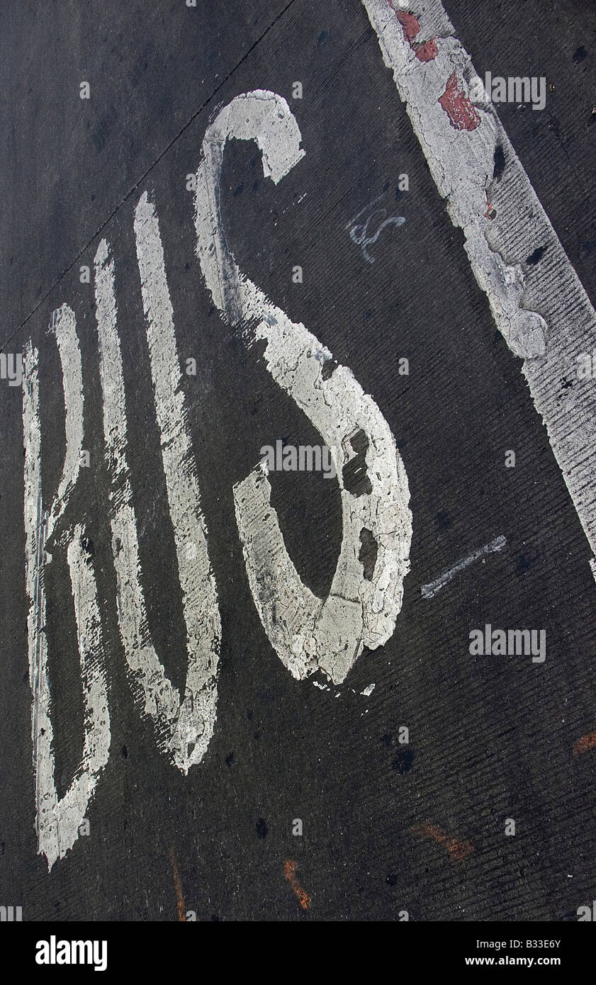 Bus lane text on road hi-res stock photography and images - Alamy