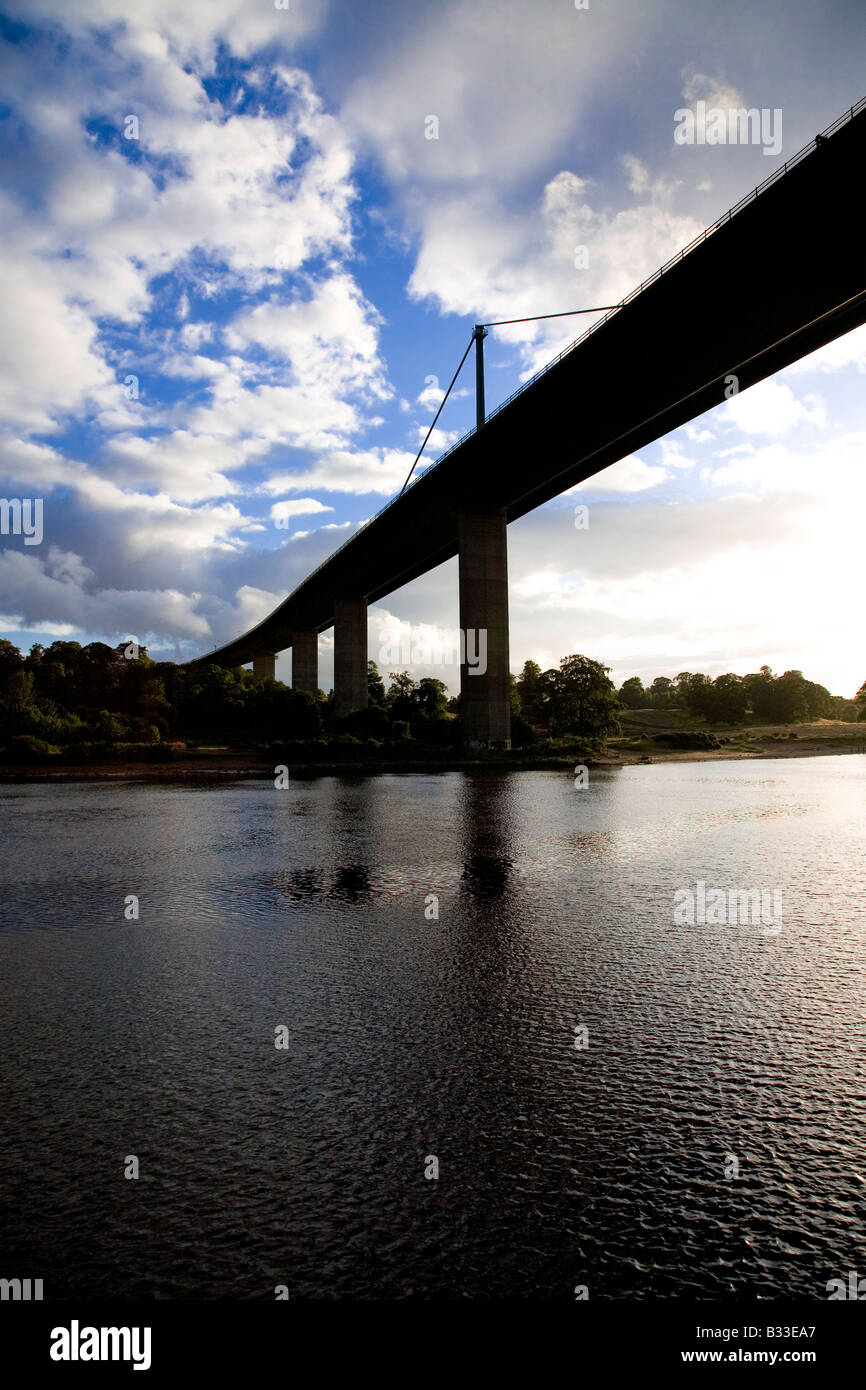 Renfrew bridge hi-res stock photography and images - Alamy