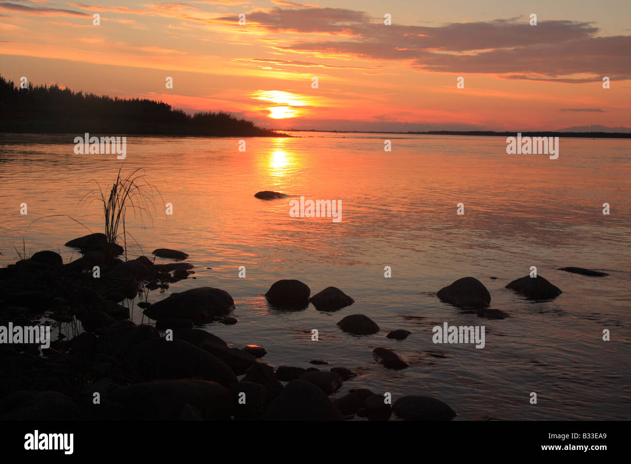 Fort providence canada hi-res stock photography and images - Alamy