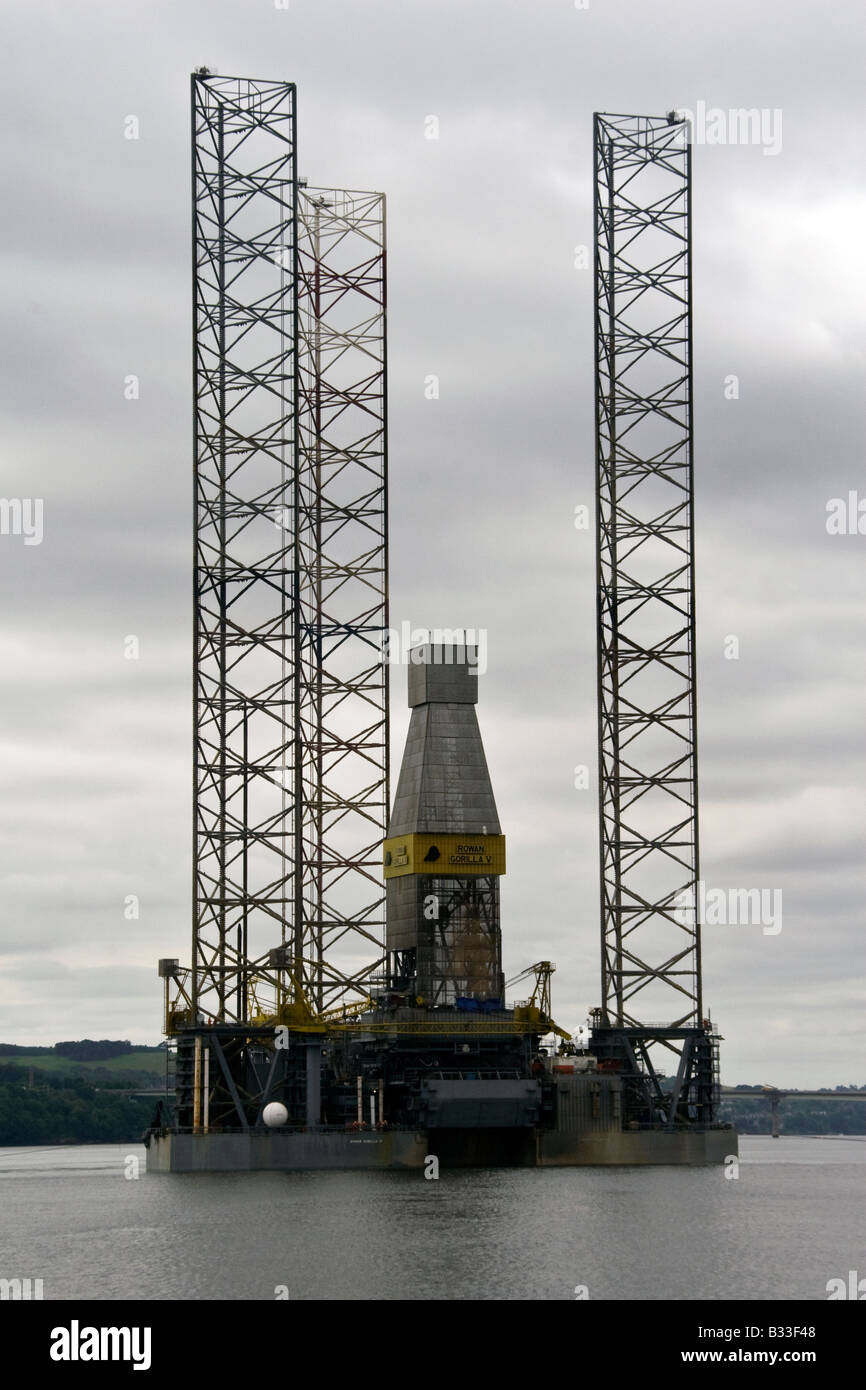 Rowan oil rig hi-res stock photography and images - Alamy