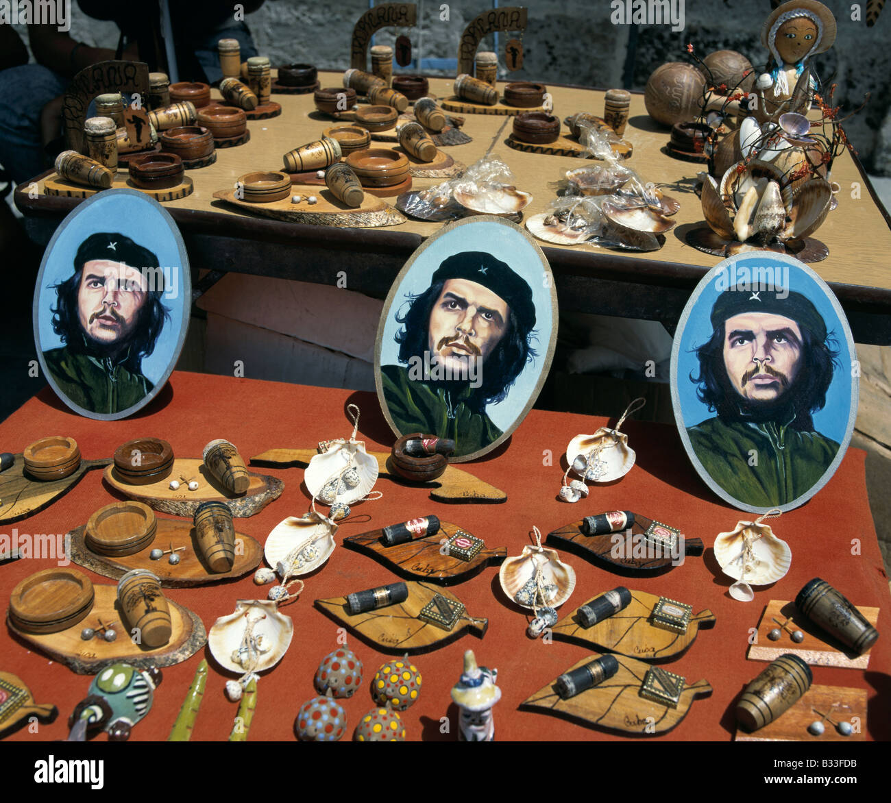 Che Guevara and cigar souvenirs, Havana, Cuba Stock Photo - Alamy