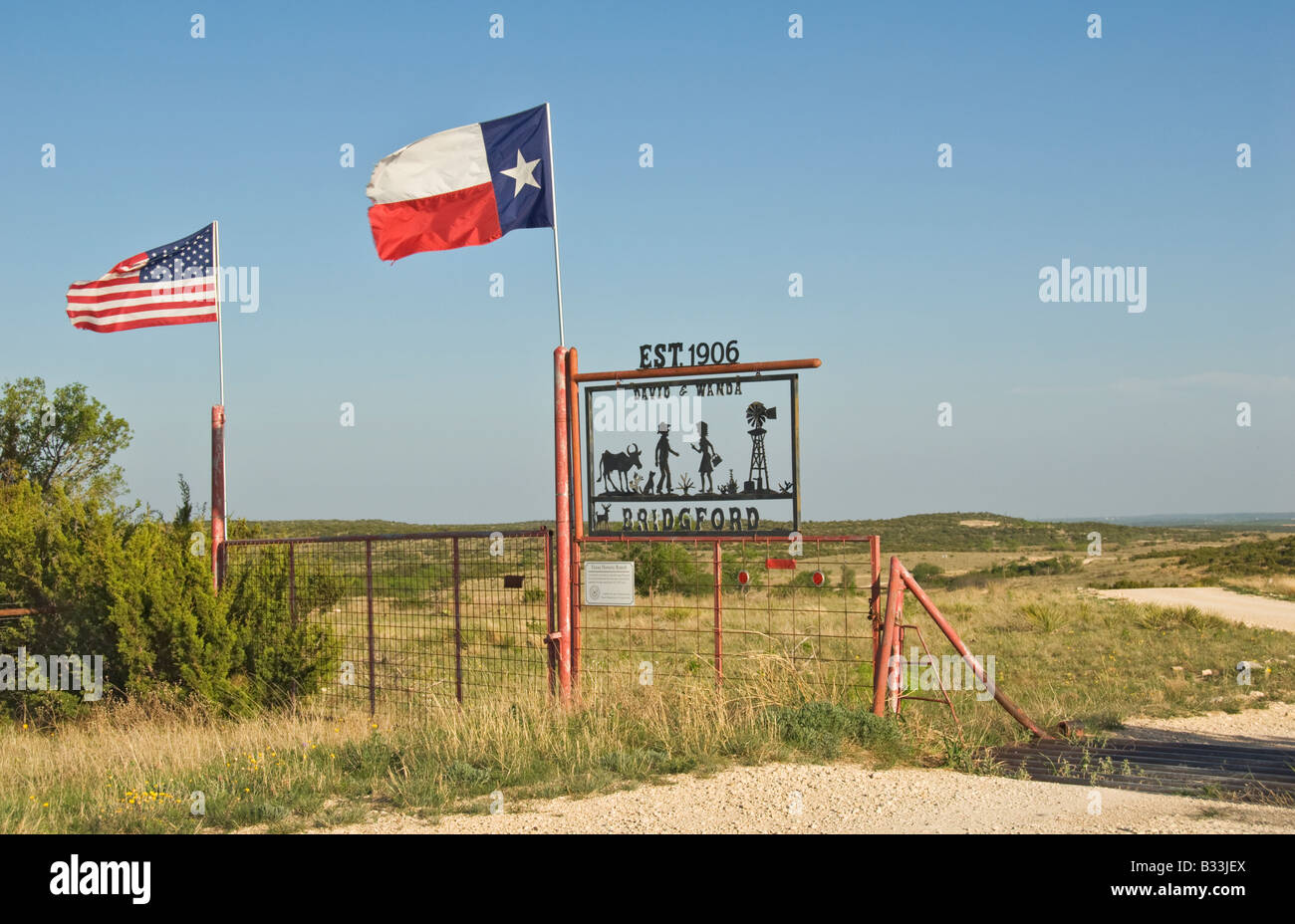 Texas ranch entrance hi-res stock photography and images - Alamy