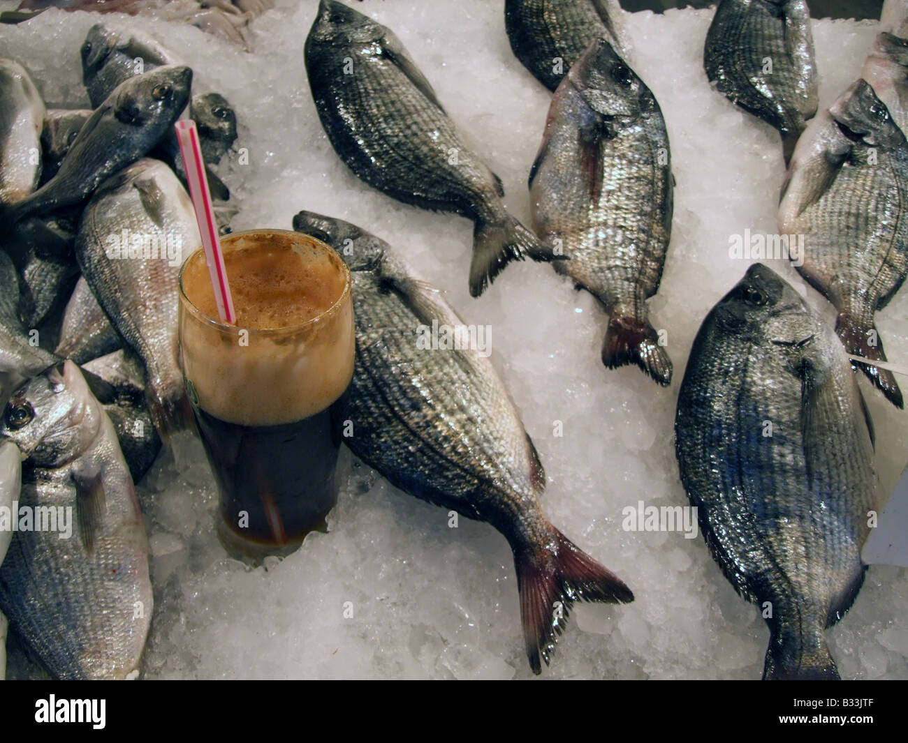 fish market stall in athens greece Stock Photo - Alamy