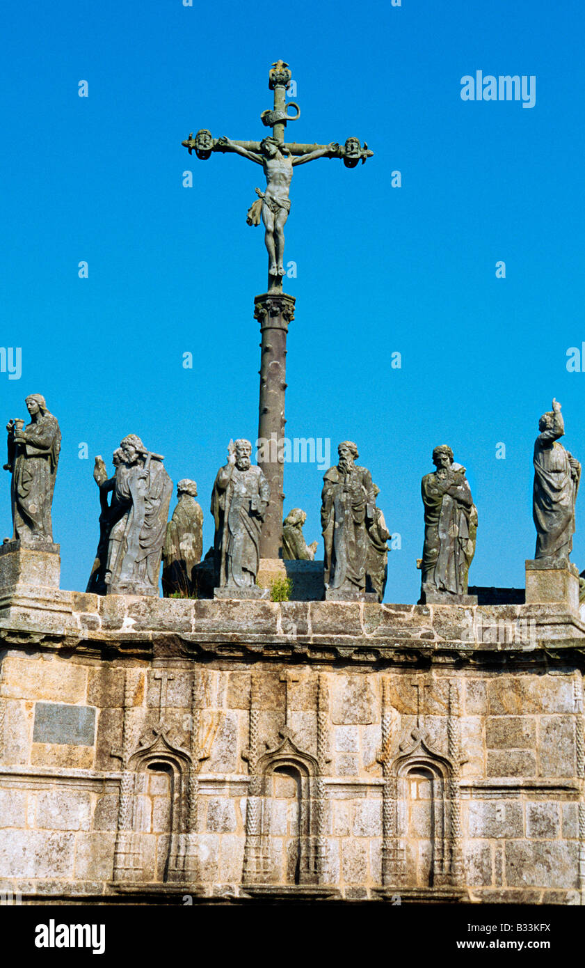 CALVARY AT PLEYBEN FINISTERE BRTTANY FRANCE Stock Photo - Alamy