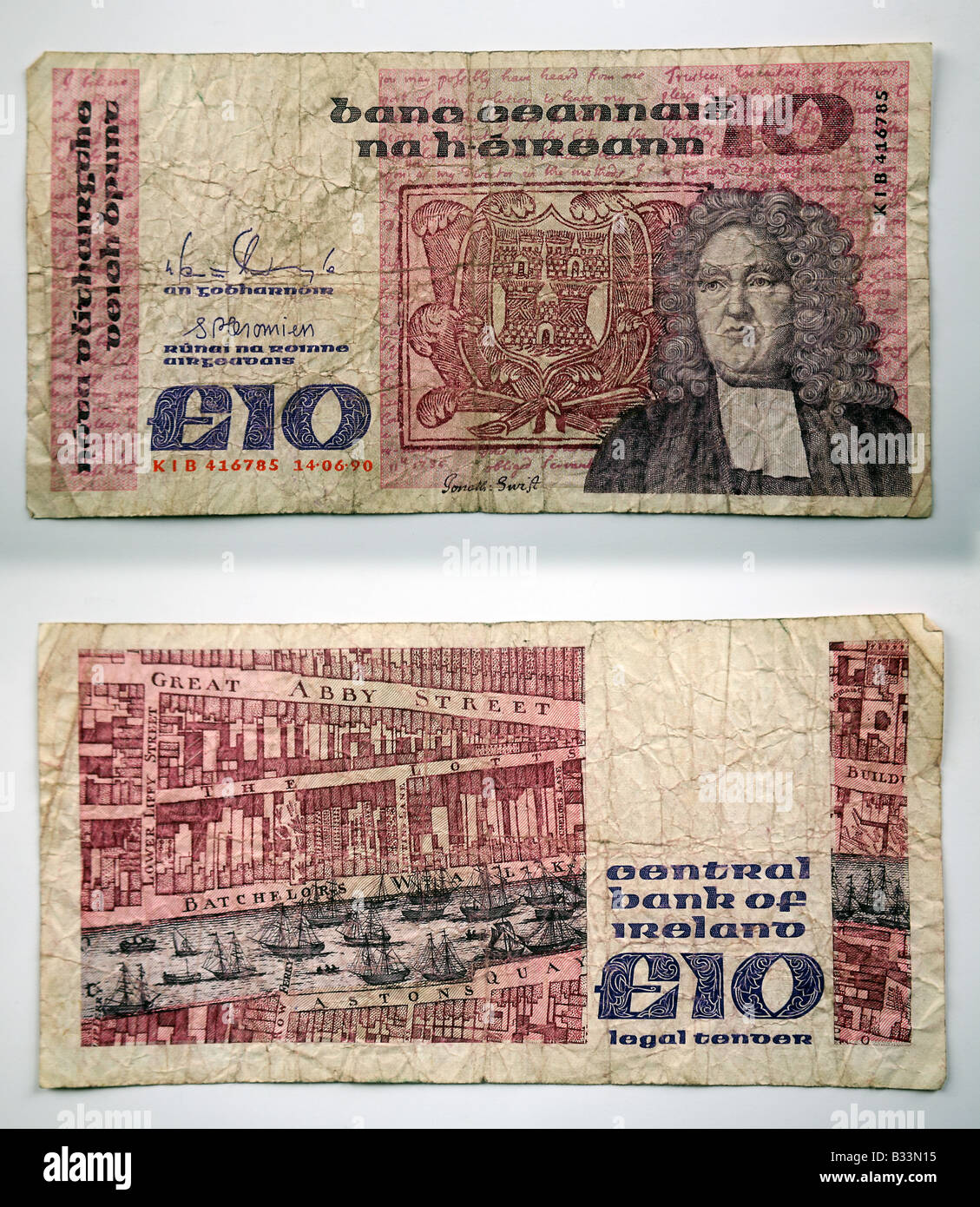 Irish 10 Pound Note Stock Photo - Alamy