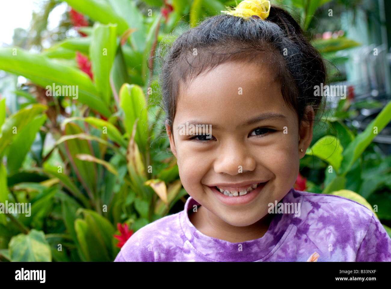 girl at rarotonga airport cook islands Stock Photo - Alamy