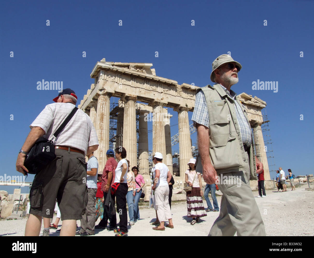 tourists by the parthenon in athens, greece Stock Photo - Alamy