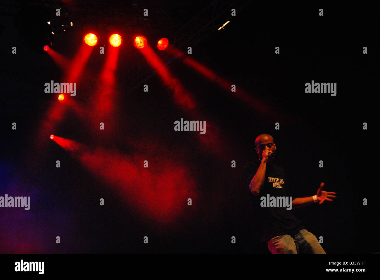 Youth rapper hi-res stock photography and images - Alamy