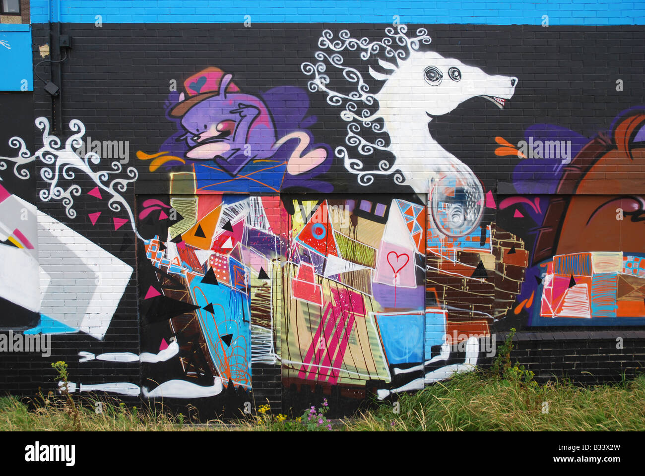 graffitti covered wall Stock Photo - Alamy