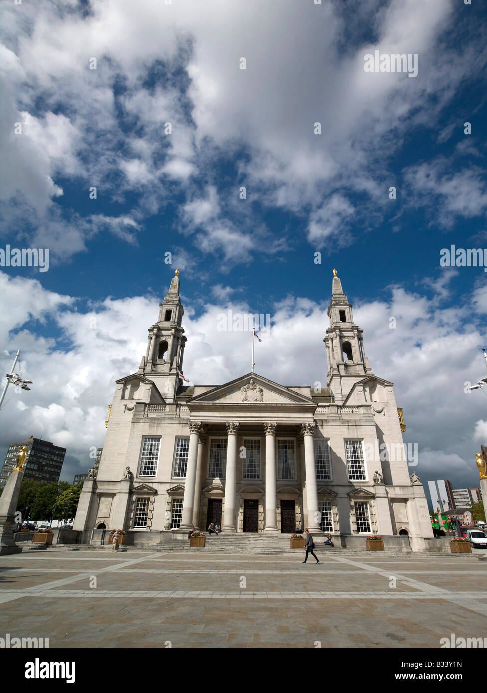 Leeds Civic Hall, Millenium Square, Leeds City Centre, Northern England ...