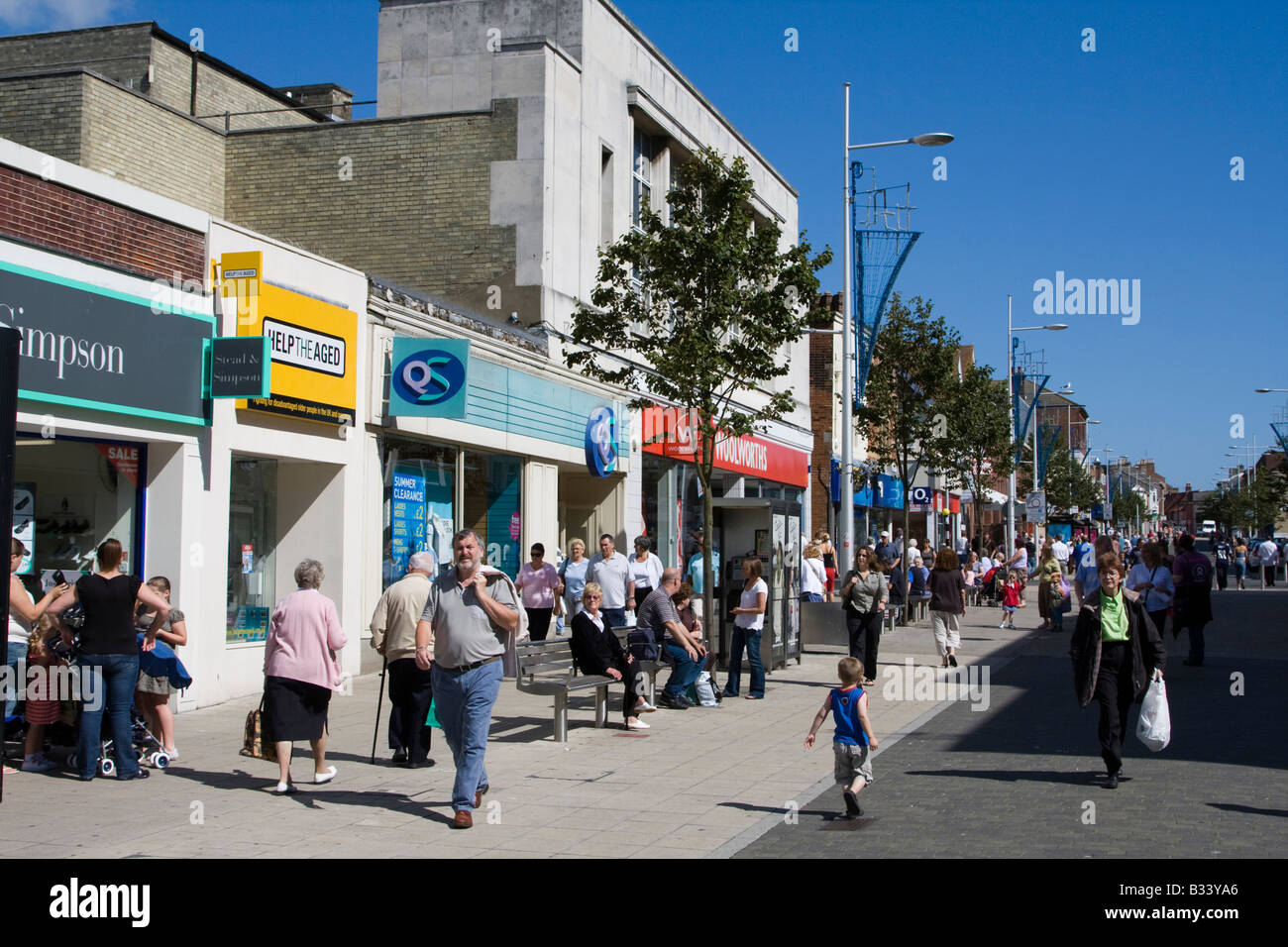 Lowestoft town centre hi-res stock photography and images - Alamy