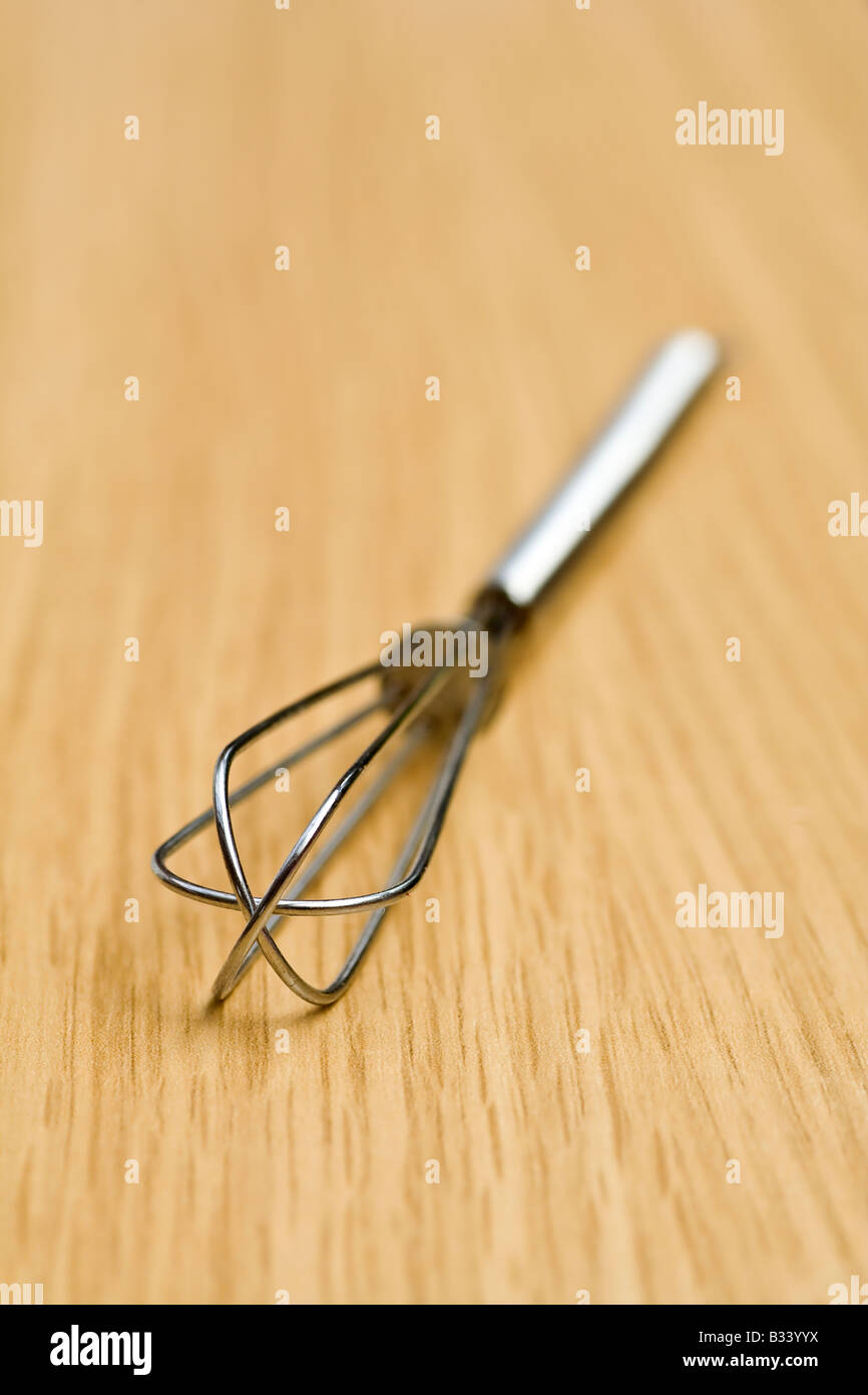 Metal kitchen whisk hi-res stock photography and images - Alamy