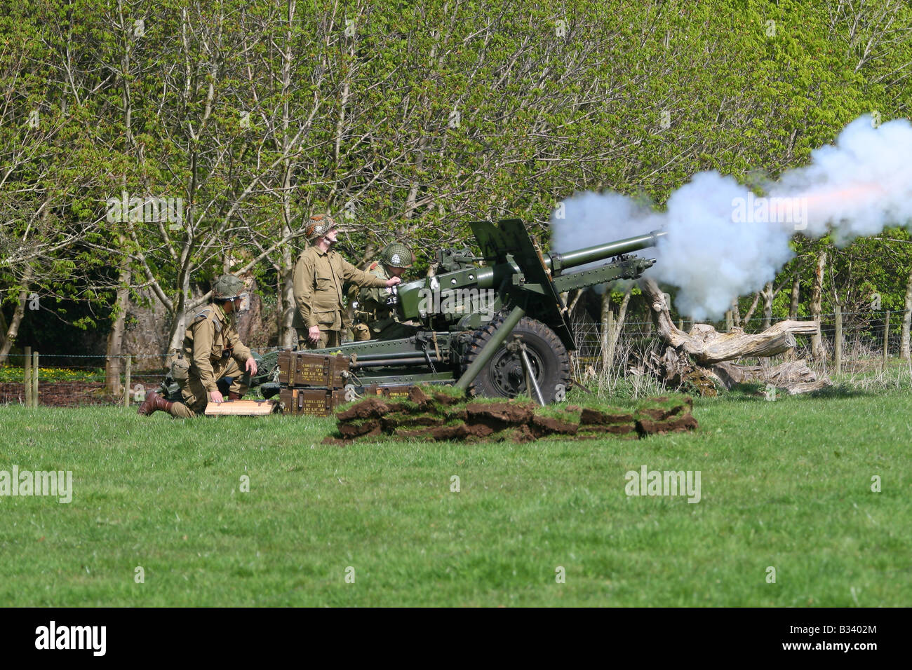 German army soldiers fire hi-res stock photography and images - Alamy