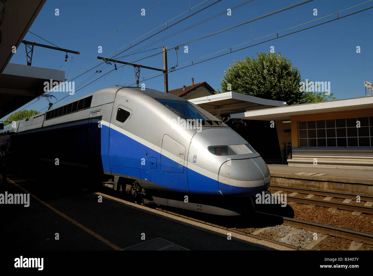 French high speed train hi-res stock photography and images - Alamy
