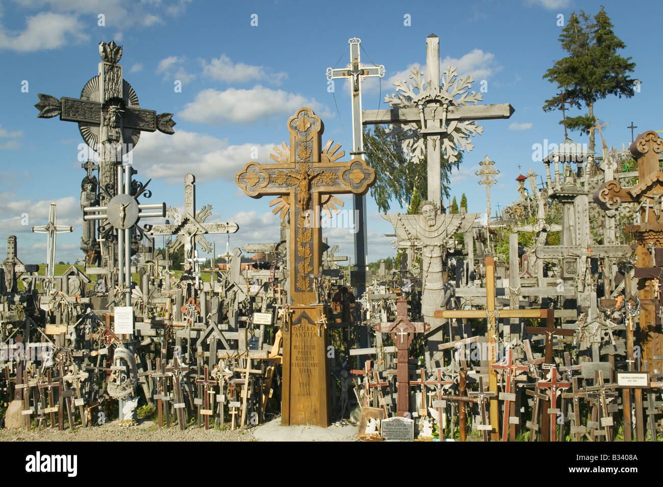 A mass of crosses Hill of Crosses Siauliai Lithuania Stock Photo - Alamy