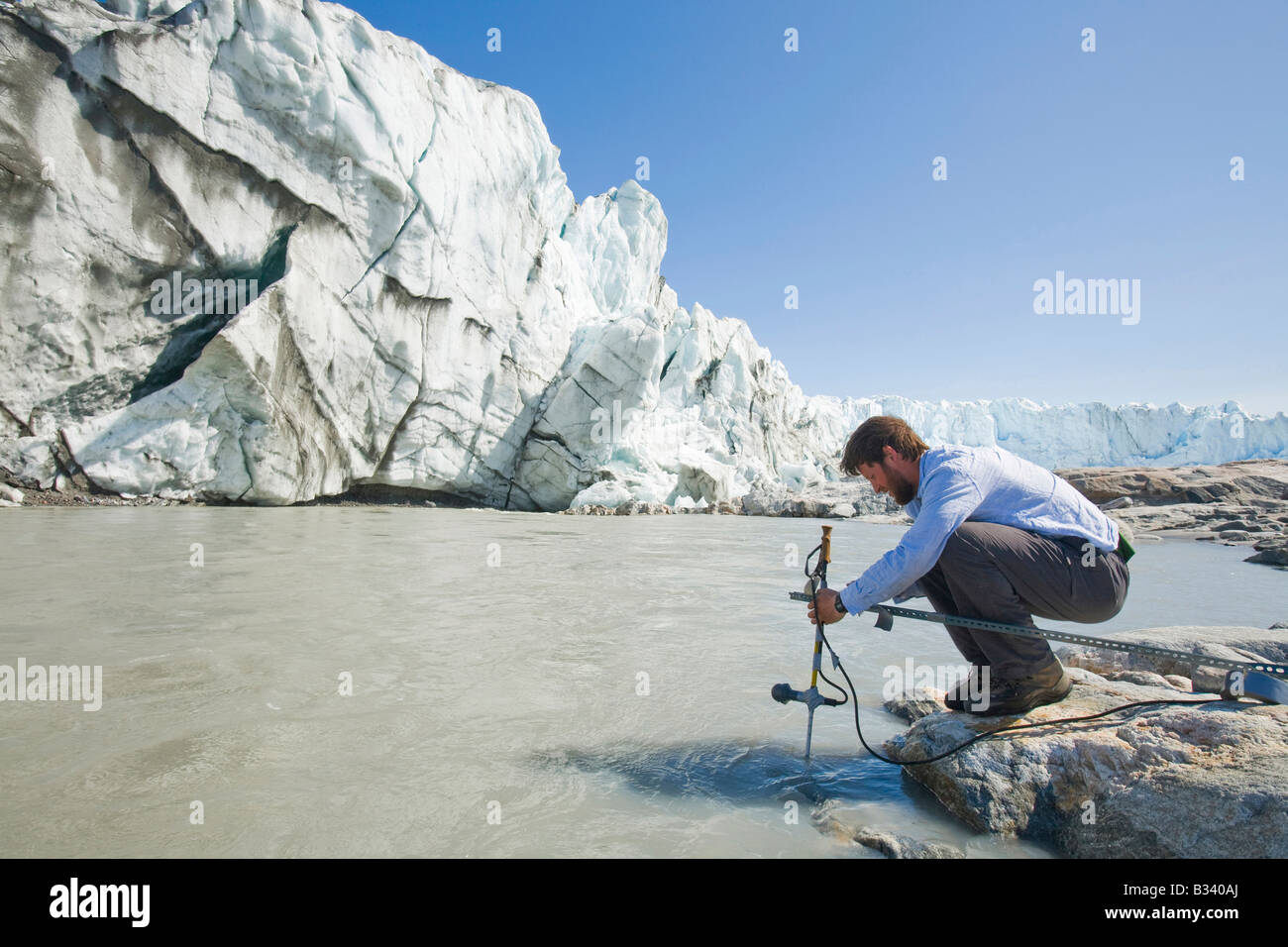 PHD scientist Ian Bartholomew using dye tracing techniques as part of a ...
