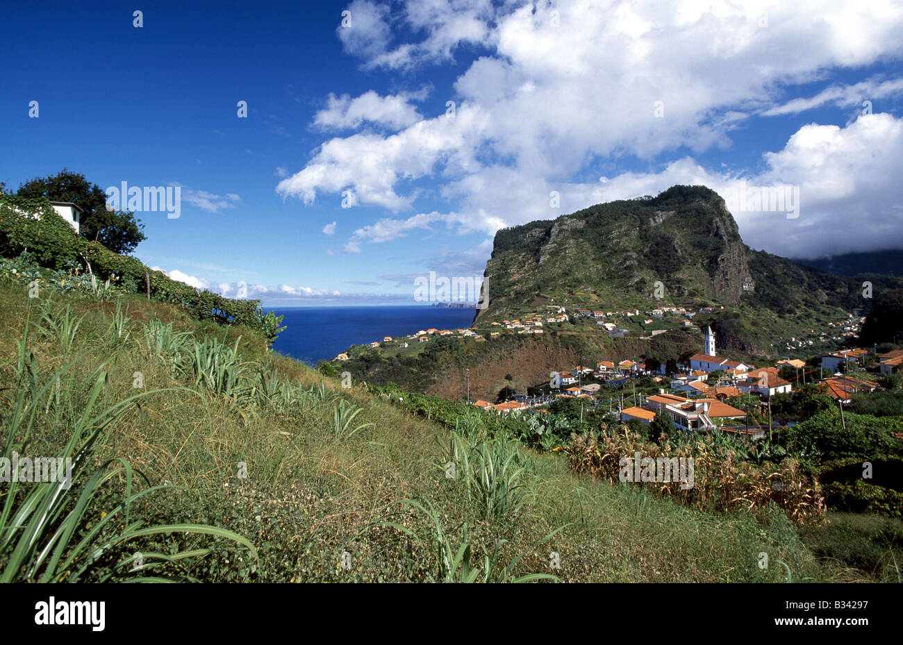 Faial shoreline hi-res stock photography and images - Alamy