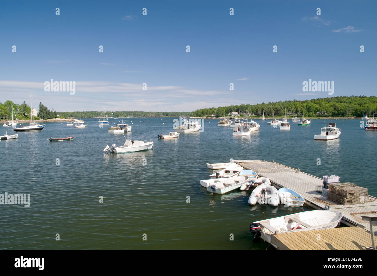Round pond maine hi-res stock photography and images - Alamy