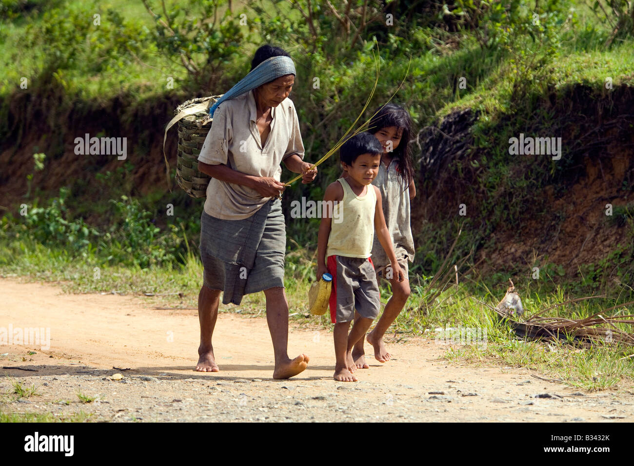 Mangyan hi-res stock photography and images - Alamy