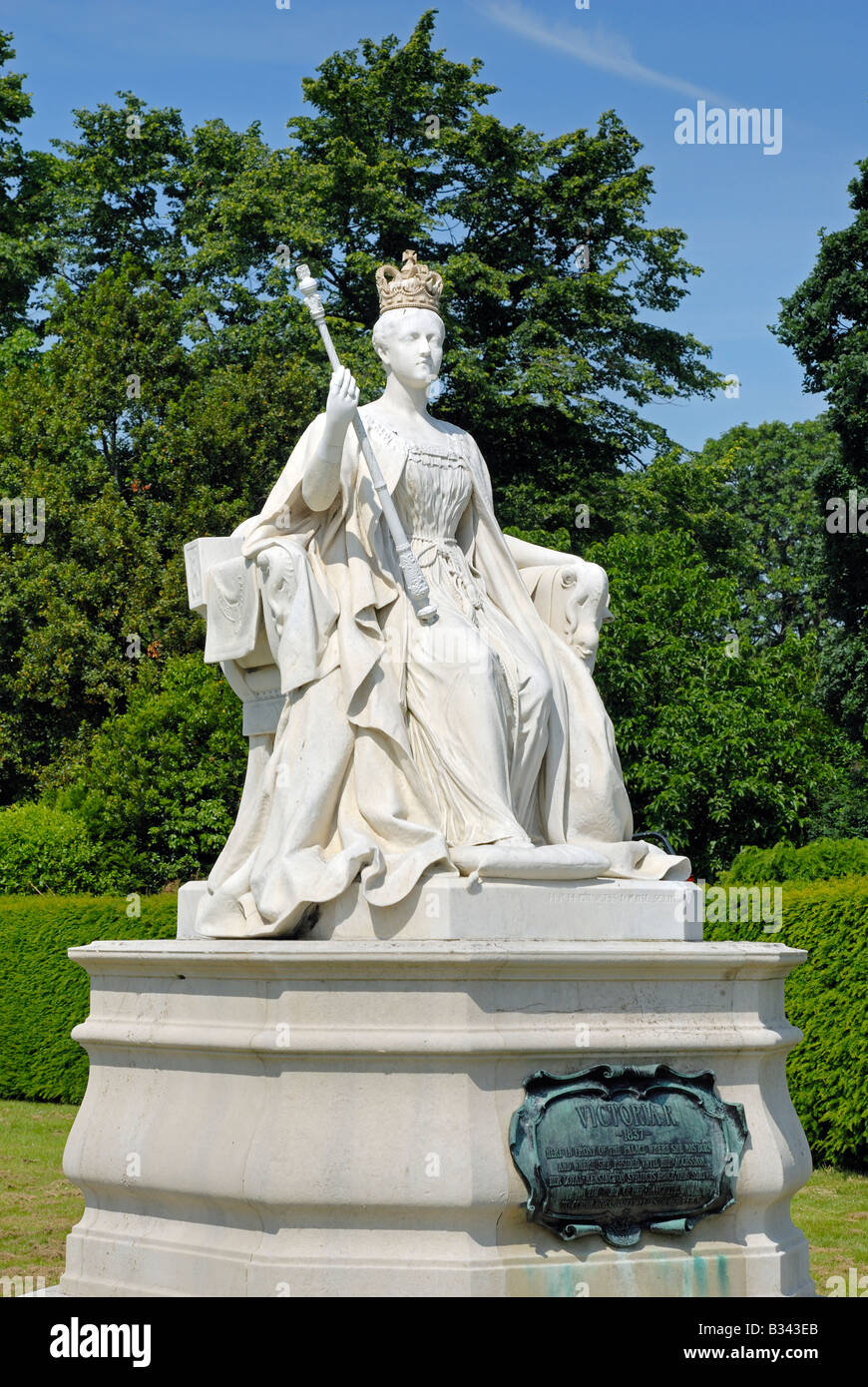 Statue Of Queen Victoria at Jessica Myler blog