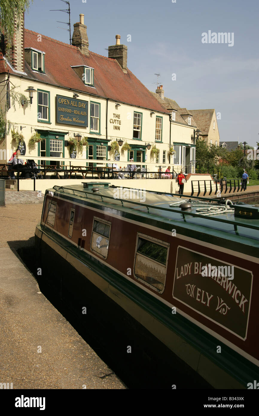 City of Ely, England. Ely’s Great Ouse River with visitors and boat ...