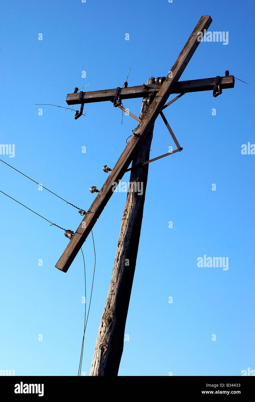 Damage power lines hi-res stock photography and images - Alamy