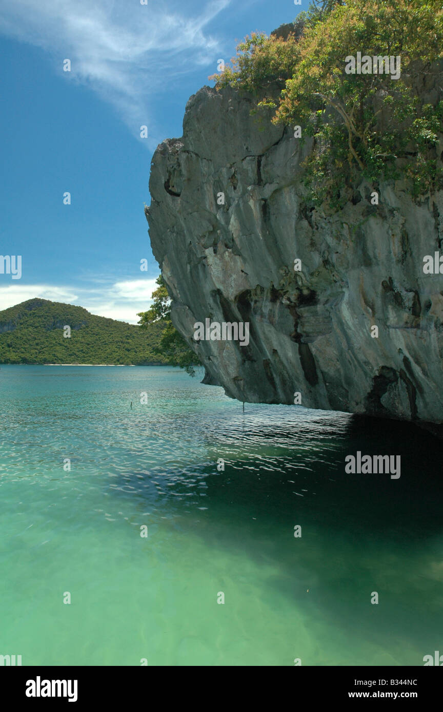 Rock formation off Koh Samui, Thailand Stock Photo - Alamy