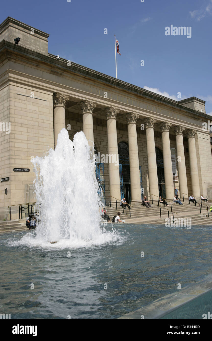 Water feature in sheffield hi-res stock photography and images - Alamy