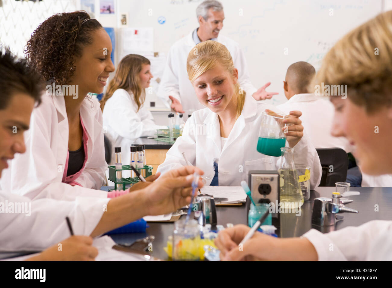 Students in physics class Stock Photo - Alamy
