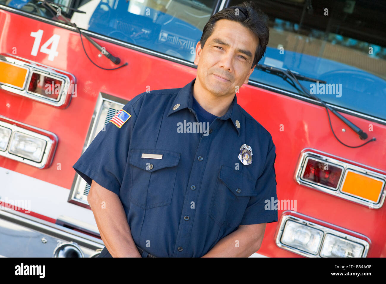 Hispanic fireman hi-res stock photography and images - Alamy