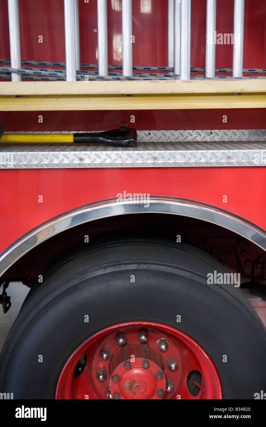 Side view of a fire engine with ladder Stock Photo - Alamy