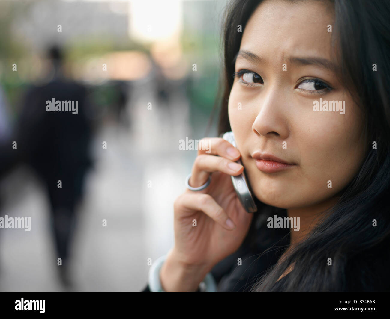 Mobile phone asia city hi-res stock photography and images - Alamy