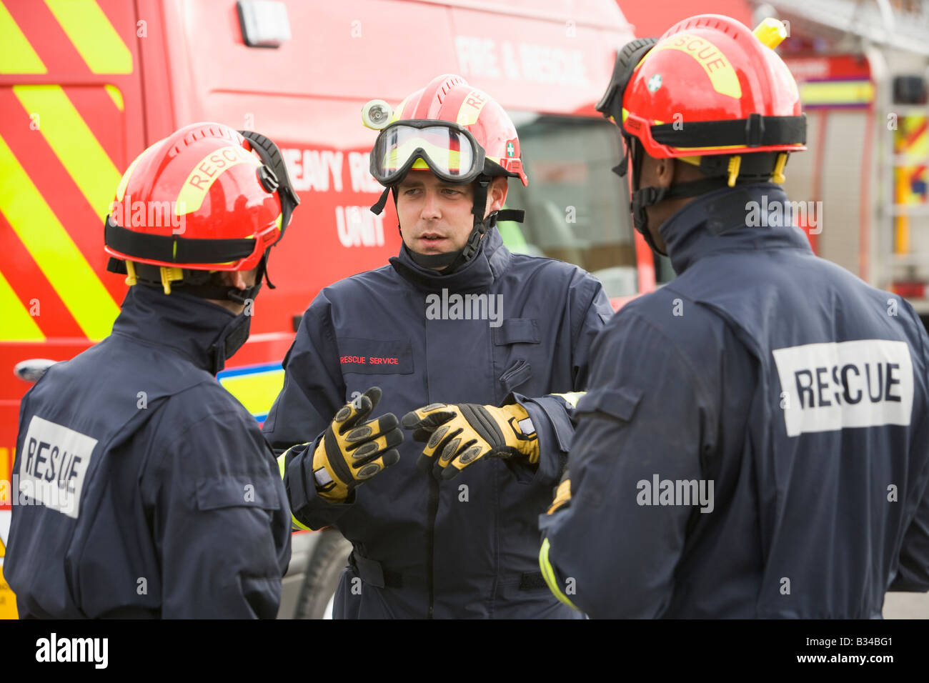 Heavy rescue hi-res stock photography and images - Alamy
